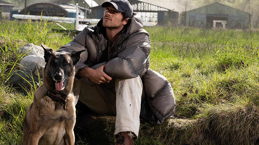 Ridley Scott takes audiences head-first into a post-apocalyptic sci-fi ...